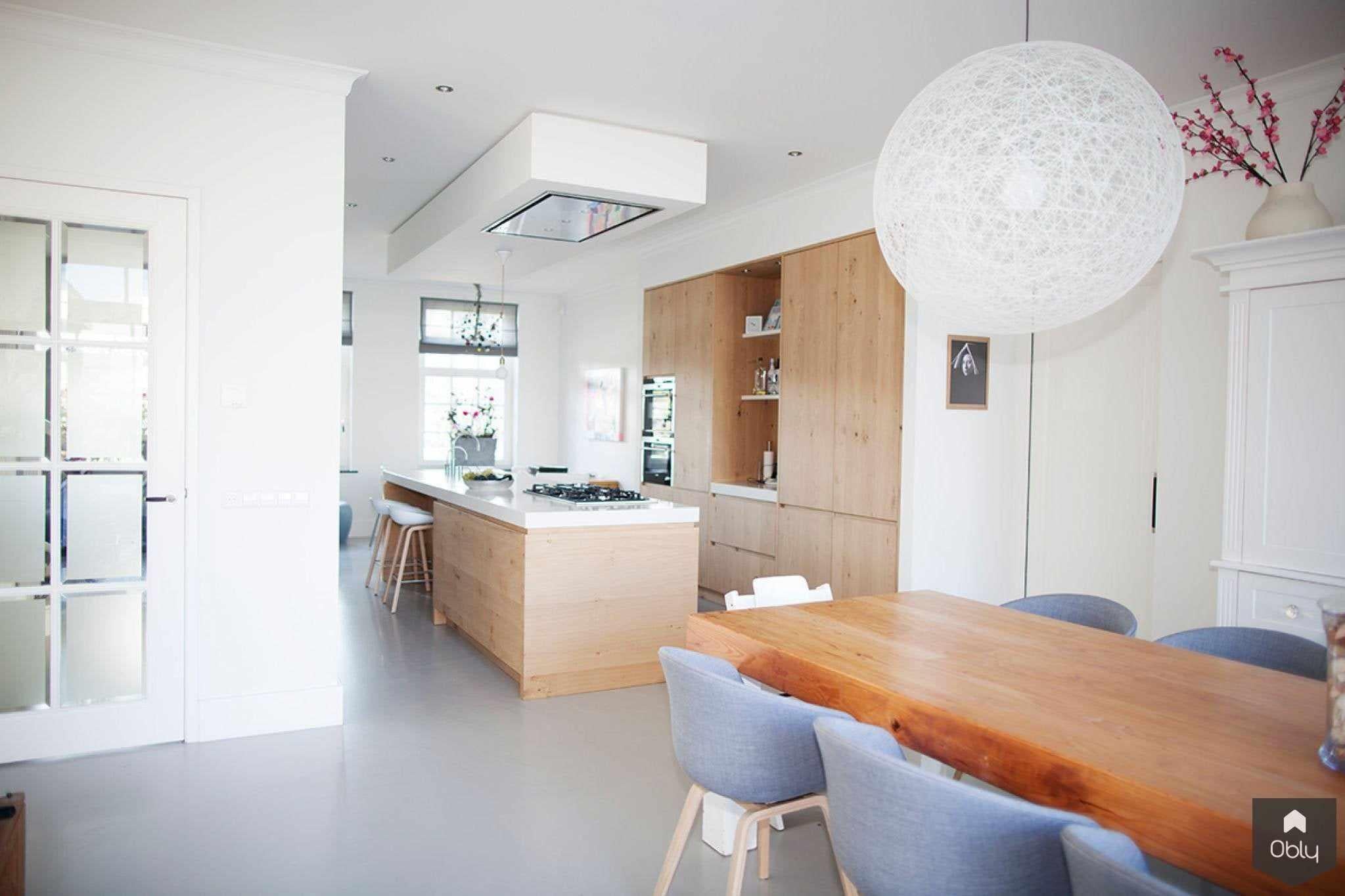 Keuken eiken hout gecombineerd met wit | OBLY